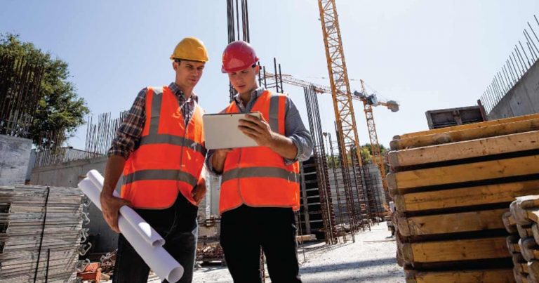 What Is A General Contractor? 7 General Contractor Duties - ERA
